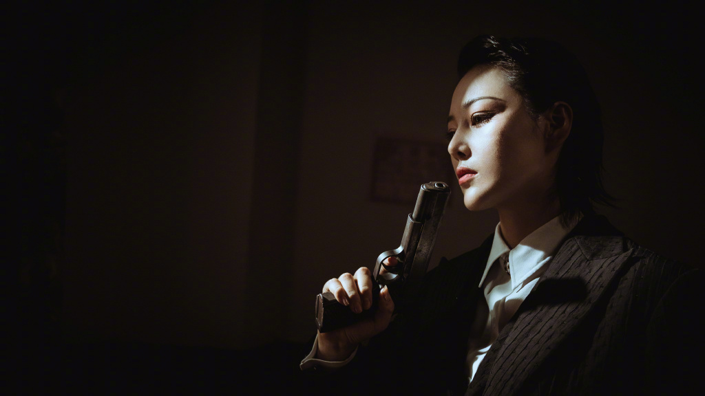 Zhang Xinyu's style of Cui Rouge in "Traveling in Kunlun Ruins", the ...