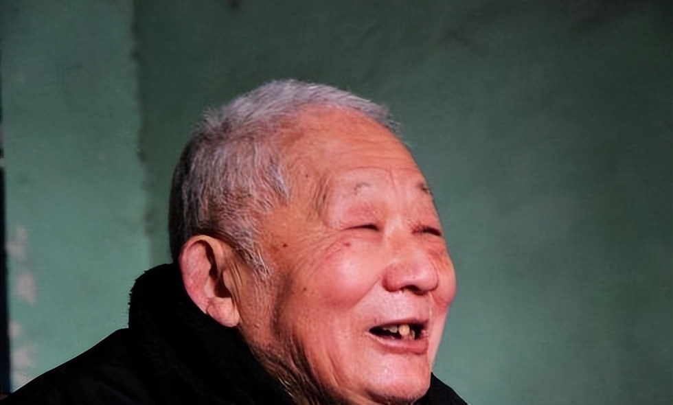 Zhou Erjin, a miracle man of traditional Chinese medicine, never ...