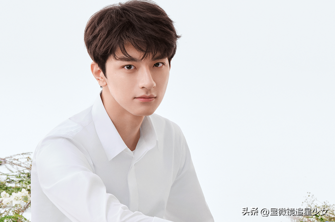 Zhao Lusi broke up with the traffic?Lin Yi's girlfriend?Is there a big ...