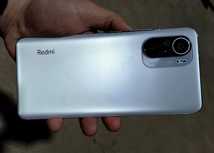 Redmi is fighting, it's listed for 2699, now only 1679, 12+256GB - iNEWS