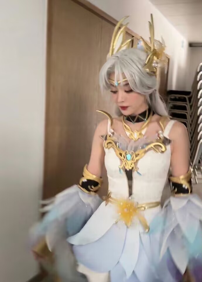 Guli Nazha's cosplay "Diao Chan" is out of the circle, netizens: let ...