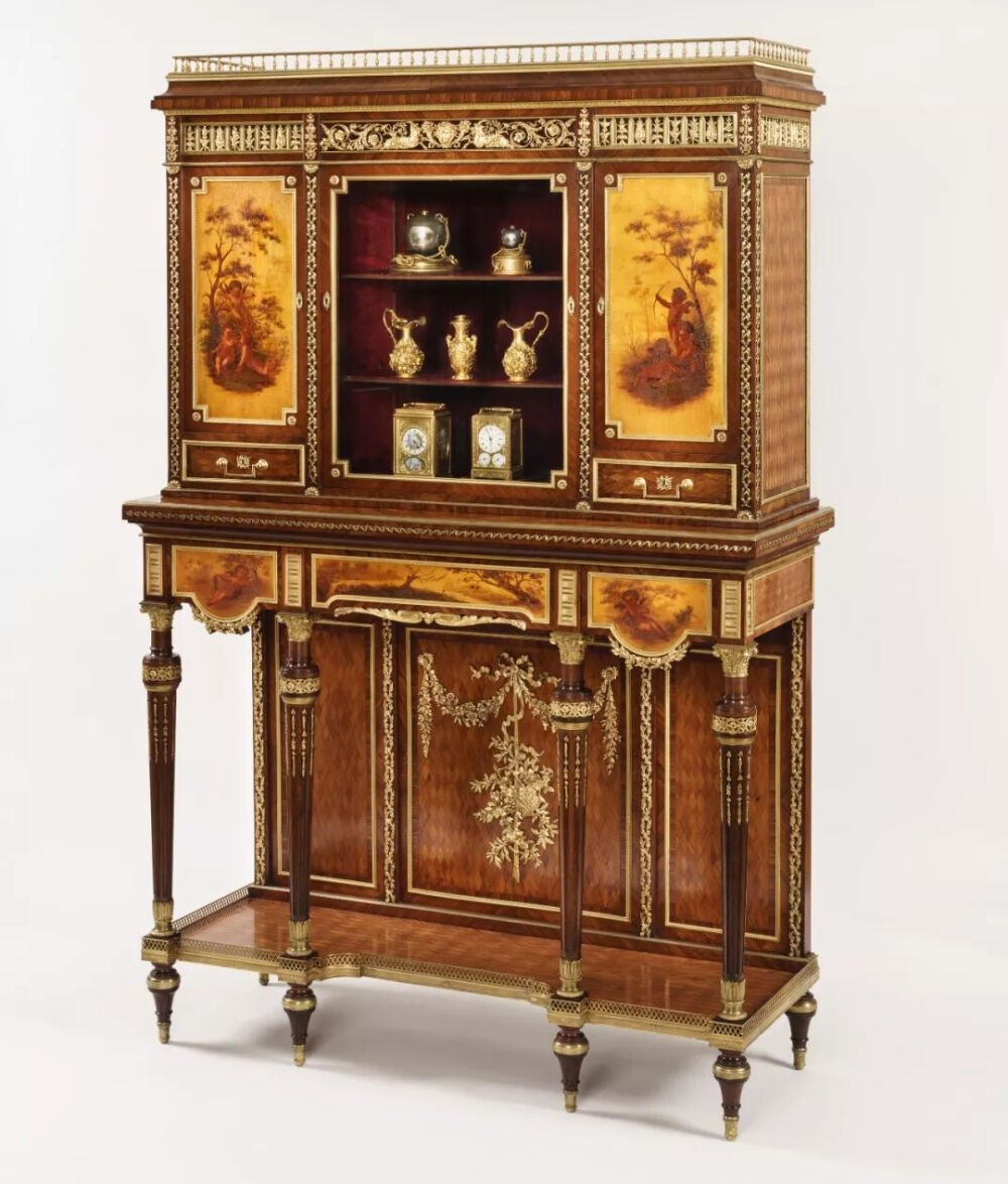 In what ways did the cabinet styles during the Valois dynasty reflect ...