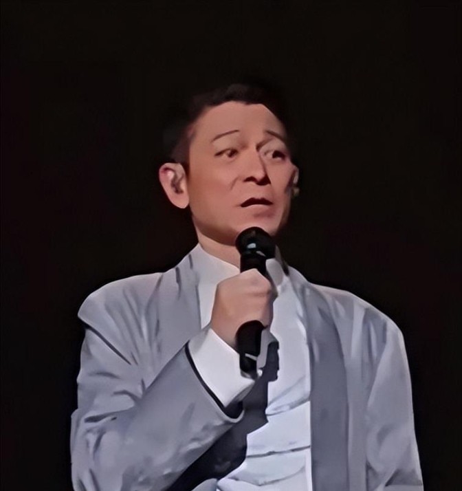 King Liu's 500 millionaire adopted daughter exposed! 12-year-old Liu ...