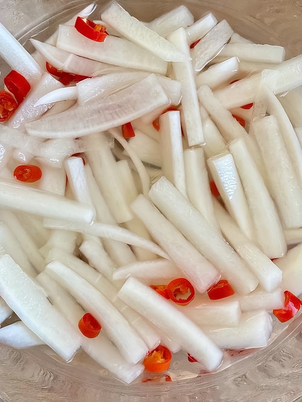 The best way to pickle pickled radishes, the pickled radishes are sour, crispy, refreshing and ...