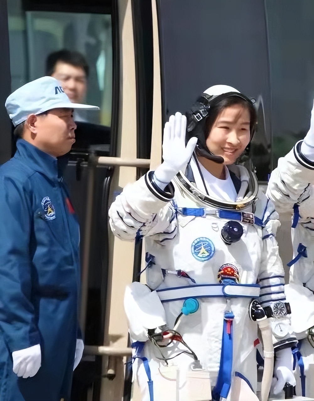 China's first female astronaut, the first spaceflight in ten years ...