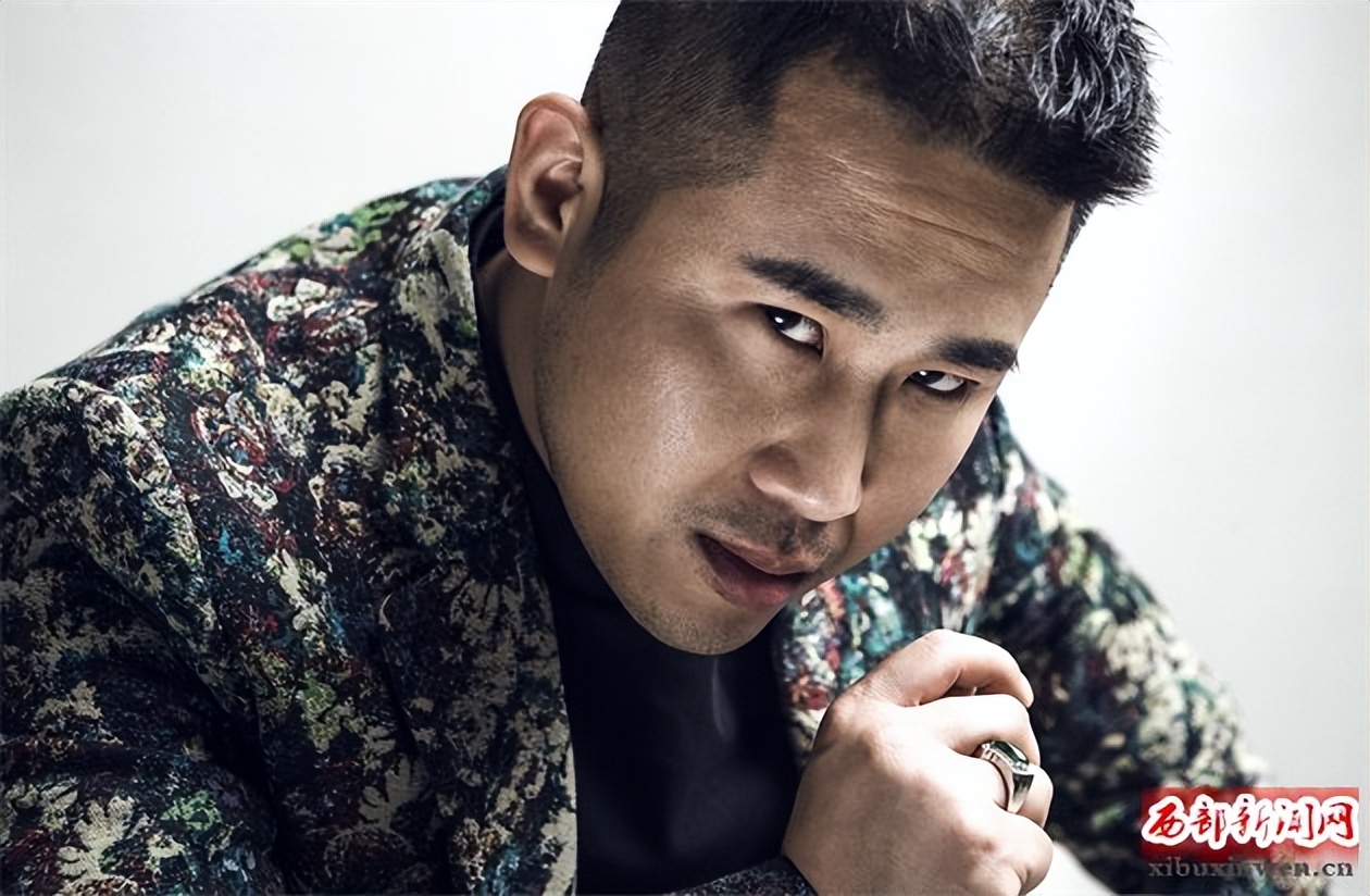 Powerful singer Du Ge signs Delson Beer—endorsing for a better life ...