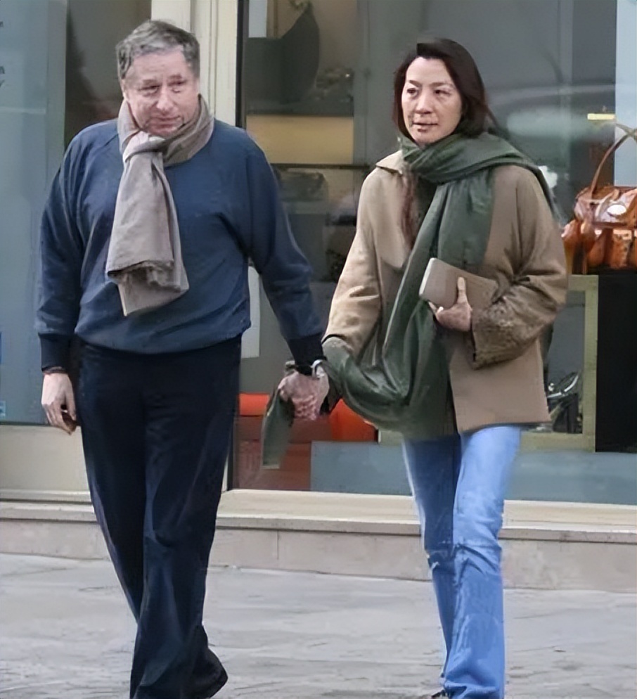 61-year-old Michelle Yeoh officially announced her marriage! The man is ...