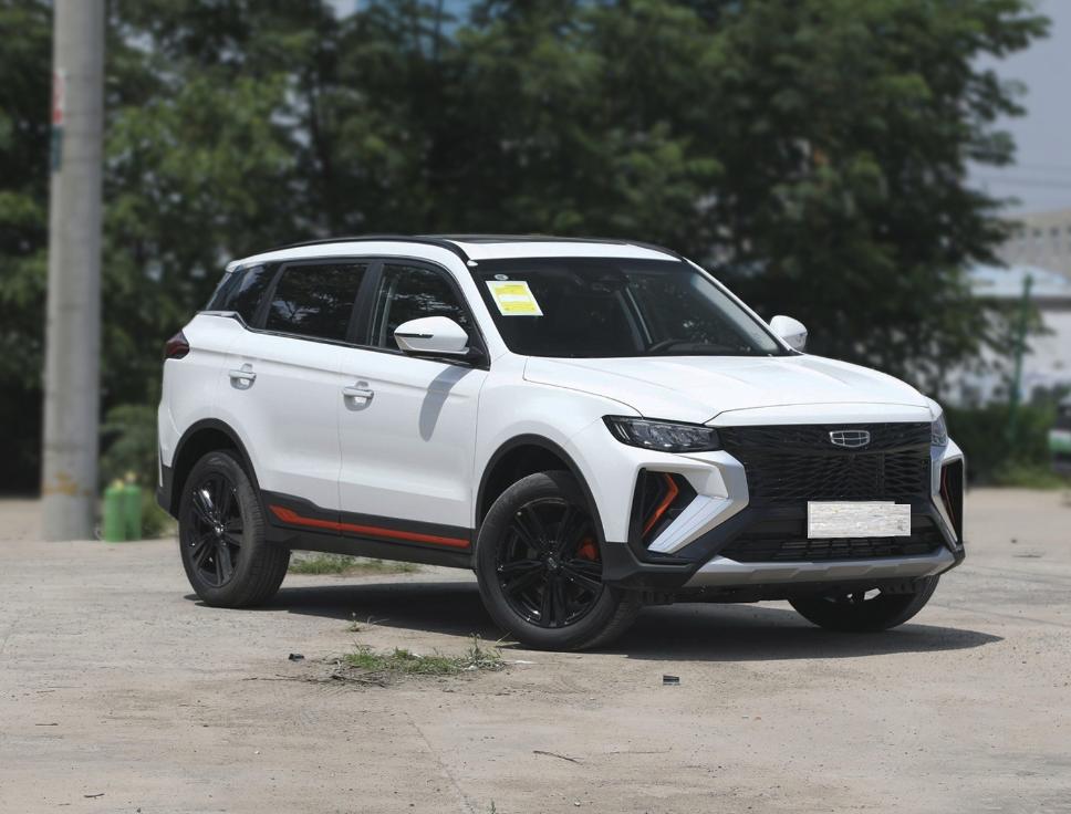 It is the best compact SUV, equipped with a 540-degree panoramic camera ...