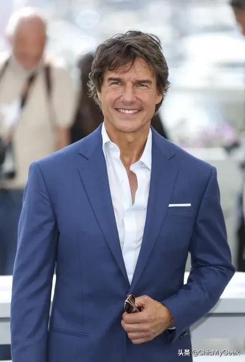 Tom Cruise is nearly 60 years old and his handsomeness has not ...