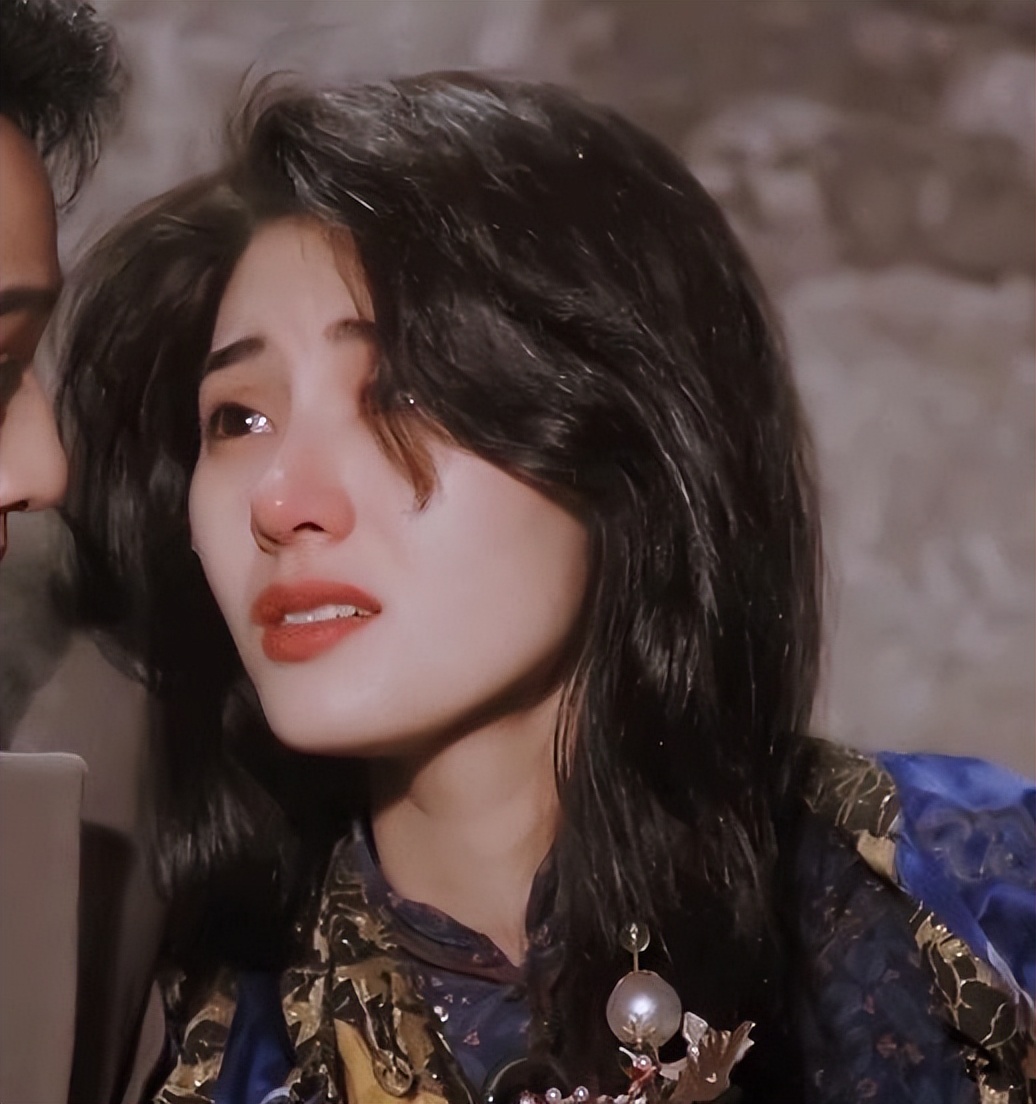 Li Jiaxin and his wife attended the event with their son, 12-year-old Xu Jiantong had dark skin ...