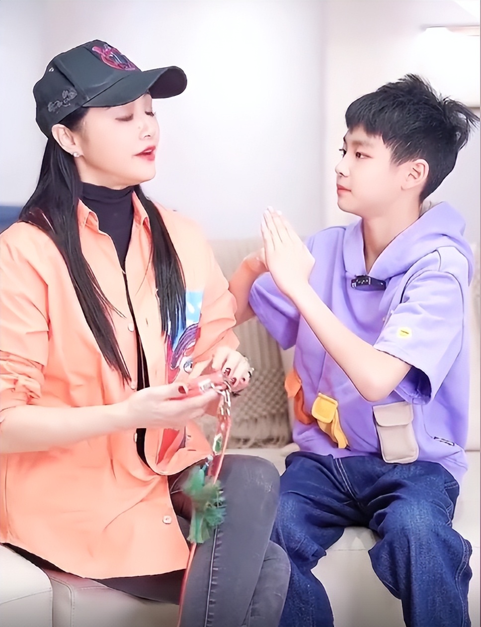 Cao Ying: Mother and son fight for their acting skills, and teach their son Wang Zihan how to ...