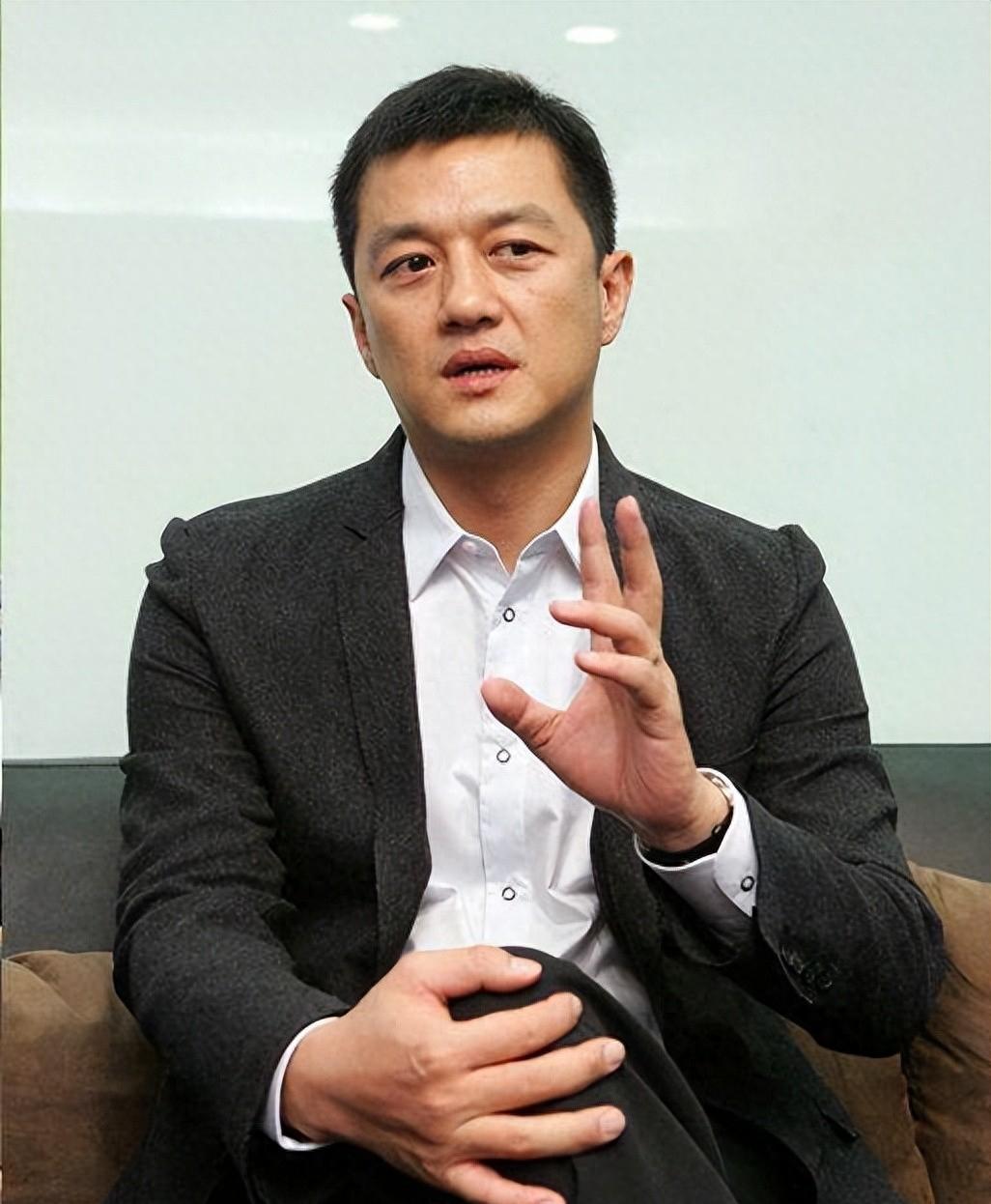 We don't have to worry about Li Yapeng. He has an ex-wife named Faye ...