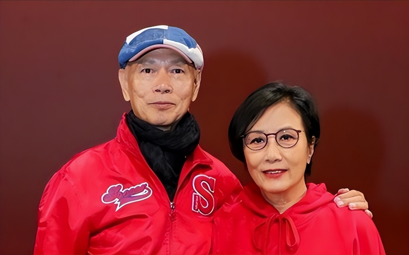 75-year-old Wang Mingquan was busy with work on his birthday, and Luo ...