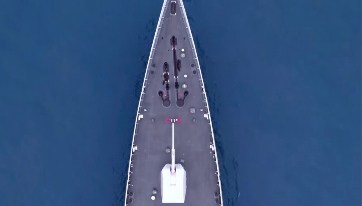 Japan-Australia tankers operate in the Sea of Japan, PLA 055 is in the ...