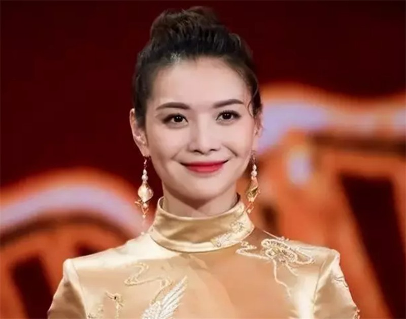 Remember Li Kun, "the former sister of Beijing Satellite TV"? How is ...