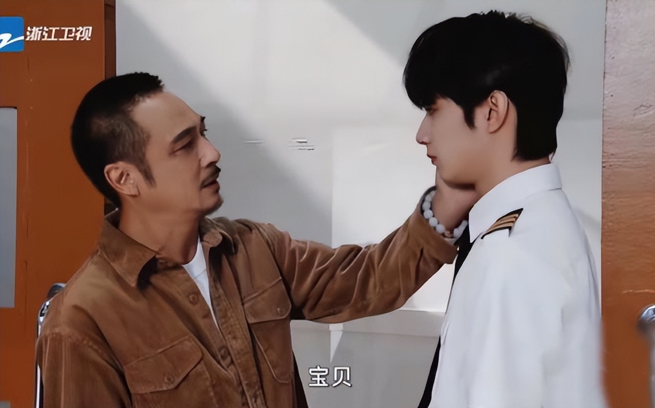 Wu Zhenyu called Liu Yaowen baby, Feynman eats melons and never forgets to expose the shadows of ...