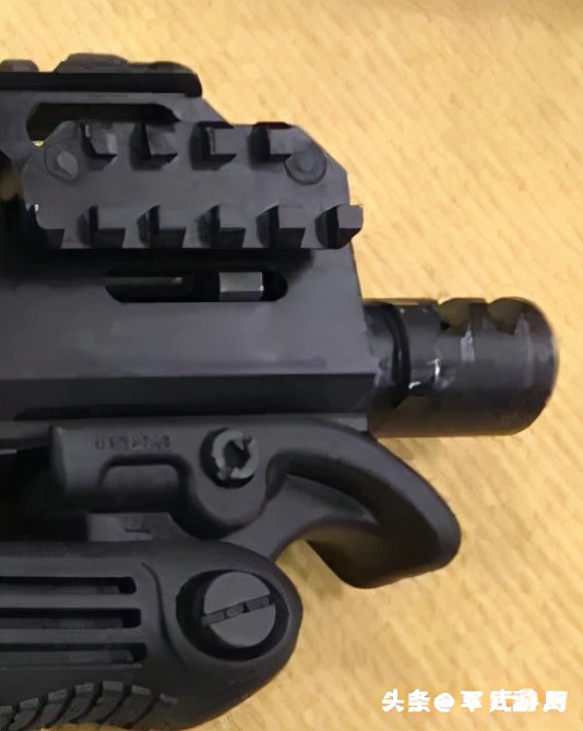 RSh-12 assault revolver and its modified carbines MTs-569 and MTs-570 ...