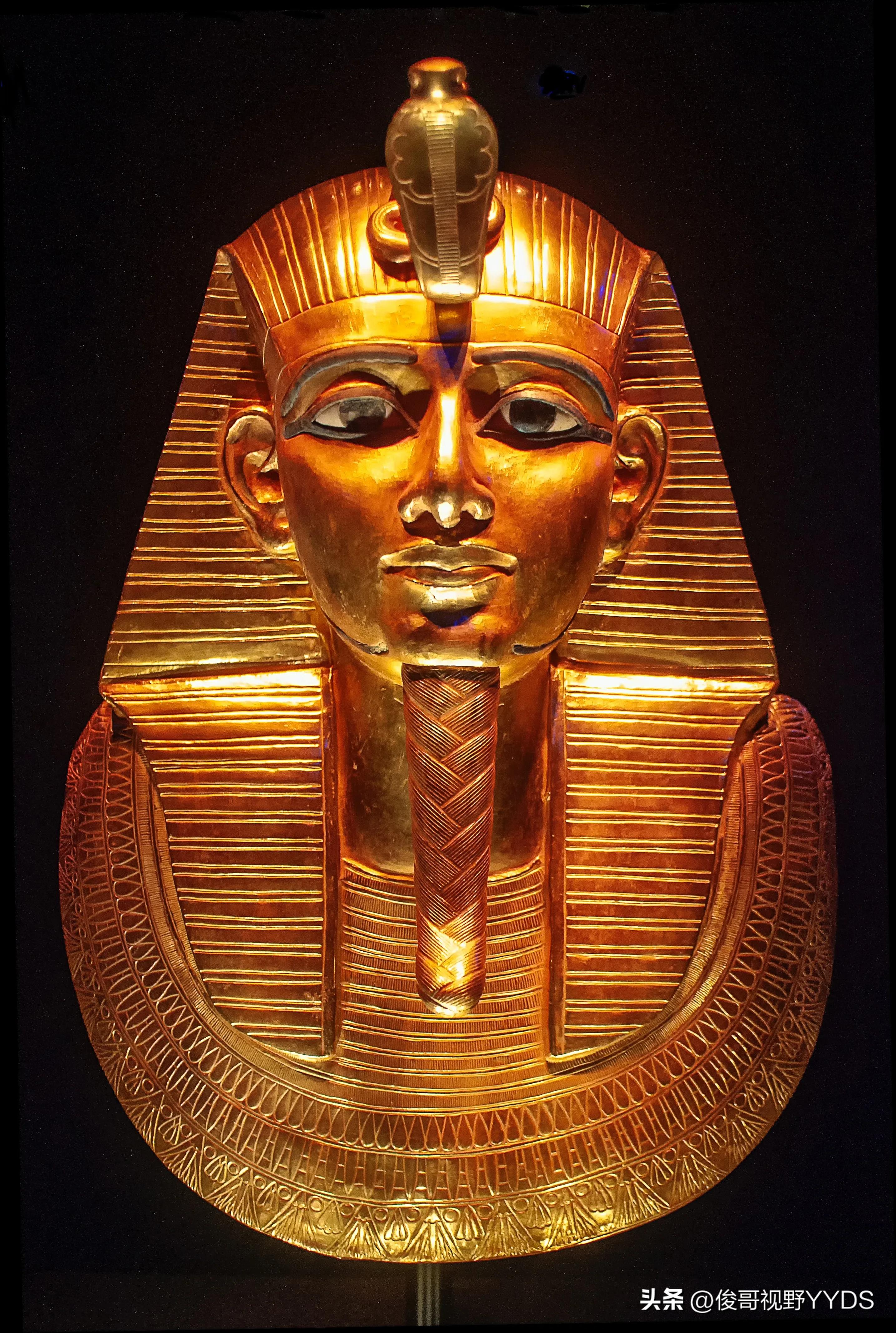 How did the ancient Egyptian pharaohs rule and organize the country ...