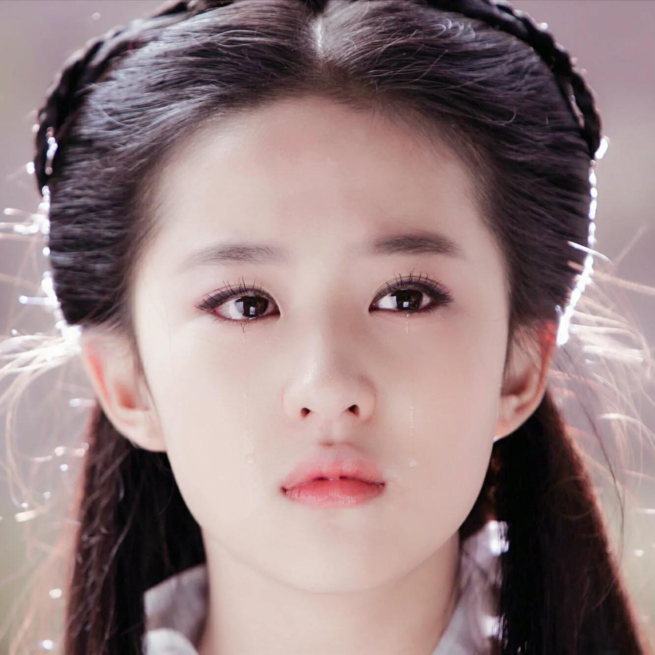 Is Li Ruotong a top-notch beauty? Just look at Wang Yuyan played by her and Liu Yifei ...