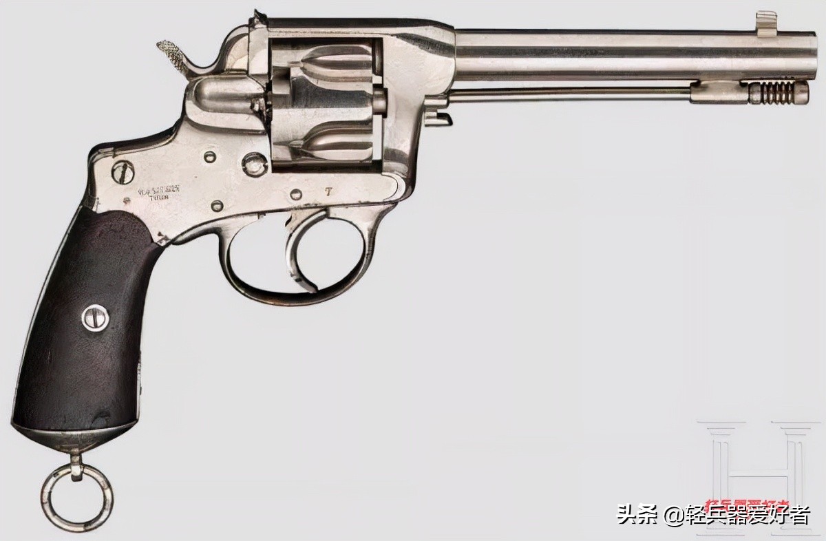Have you seen this strange pistol?The shell throwing revolver is the ...