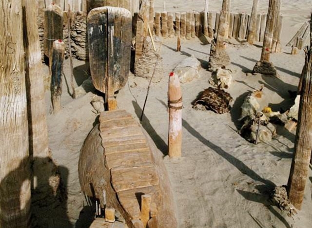 In 2003, a female mummy was unearthed in Xinjiang, with clear bone ...