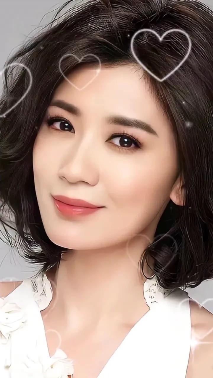 The most beautiful Zhao Min: Jia Jingwen - iNEWS