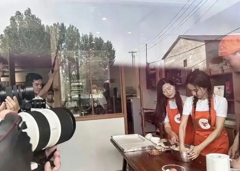 A male god in ancient costume is playing around? Wang Yibo? Jolin Tsai? Nicky Wu Liu Shishi? Huo ...