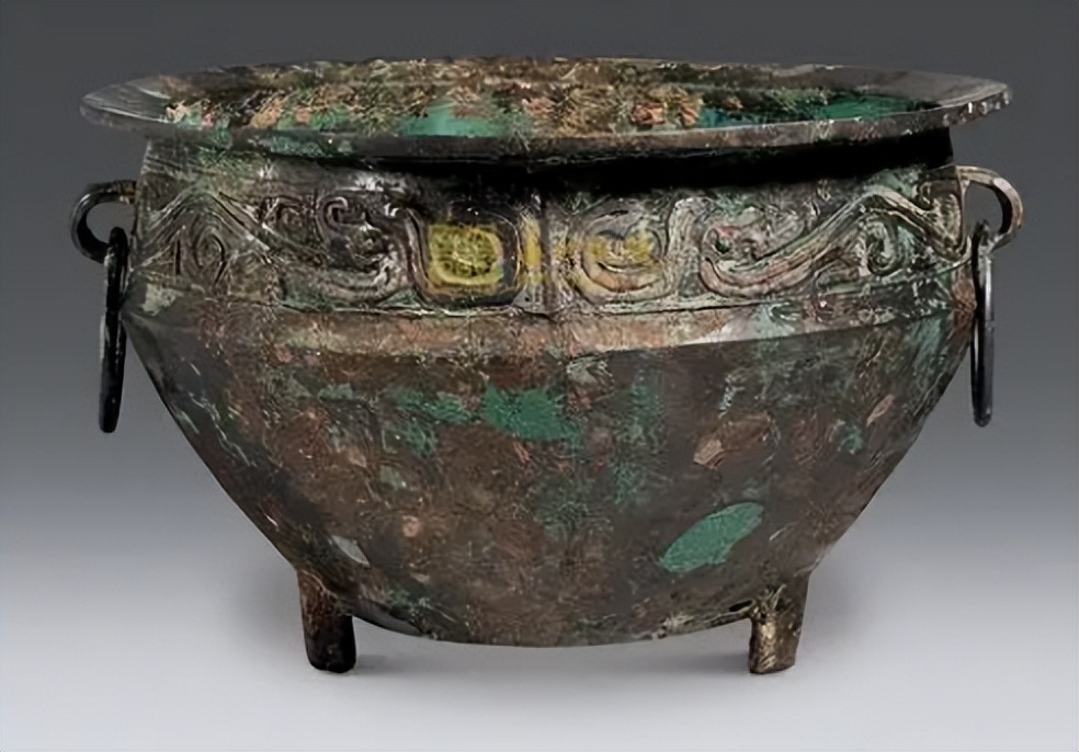 Analysis on the Design and Evolution of Dragon Patterns on Bronze Wares ...