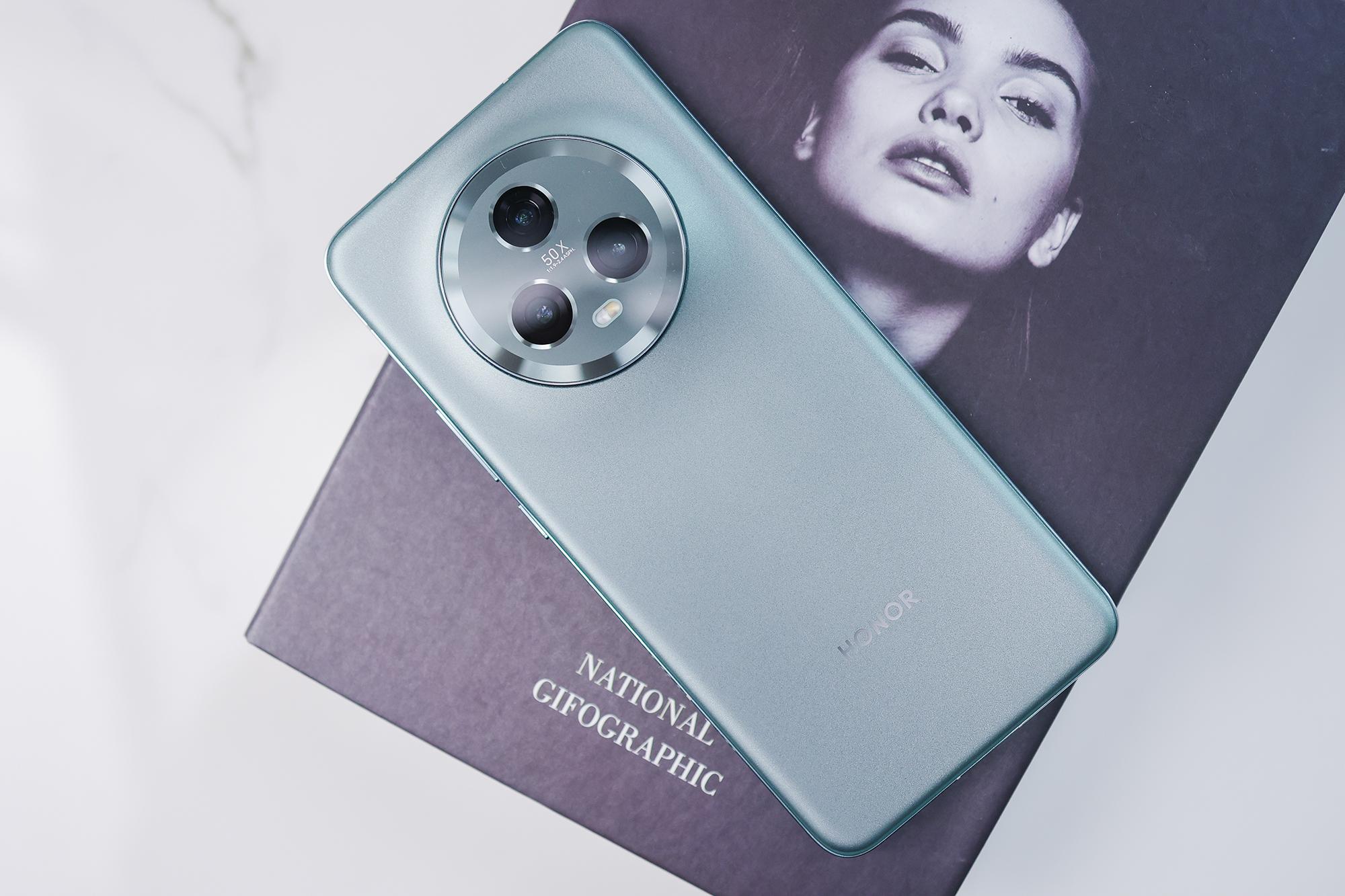 The same price is 3999, how to choose between Honor Magic5 and Mi 13? - iMedia