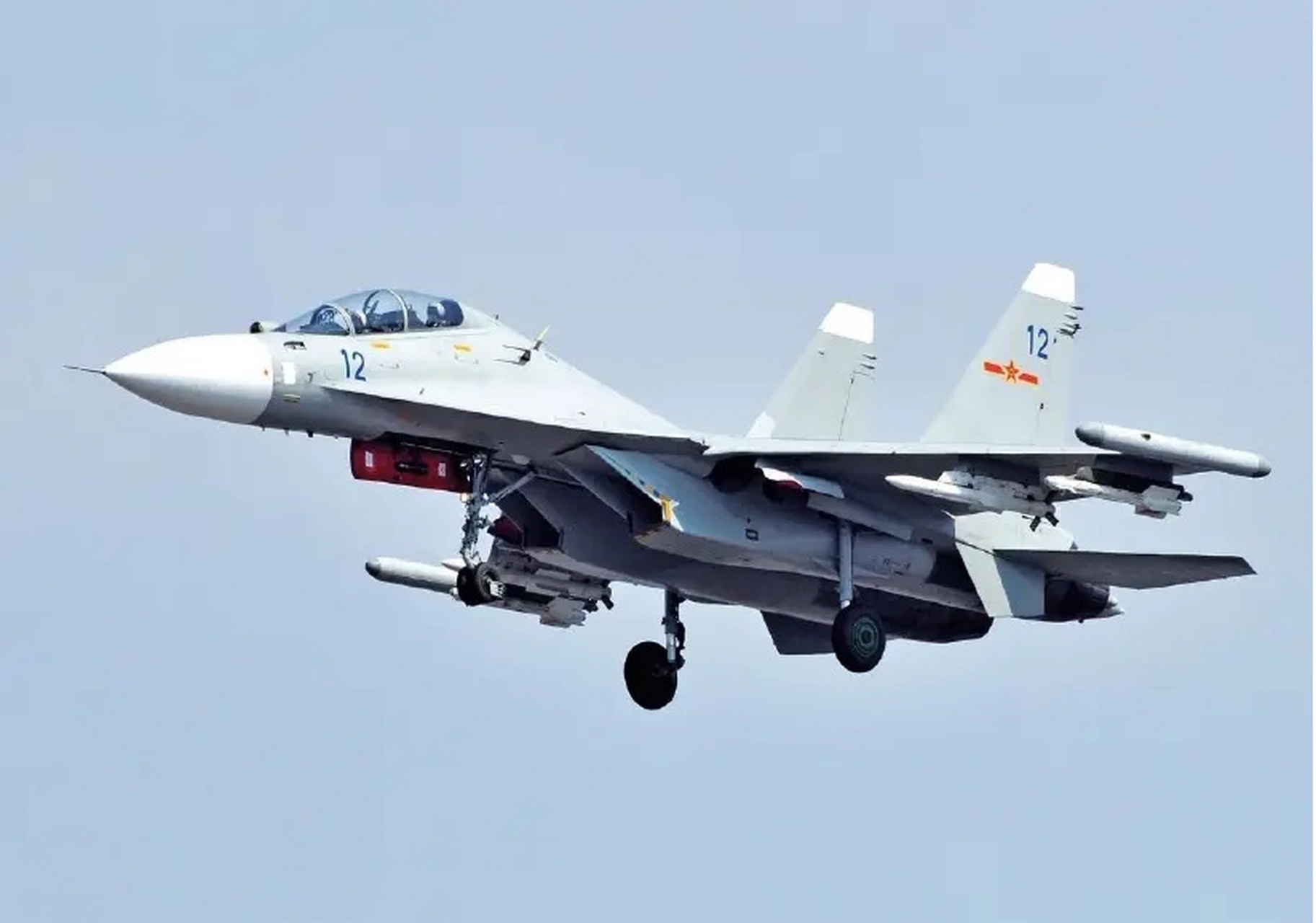 The RC-135 is flying thousands of kilometers along the southeast coast ...