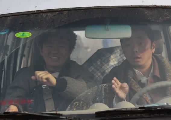 How to use the shooting technique and color music of the movie "Man on ...