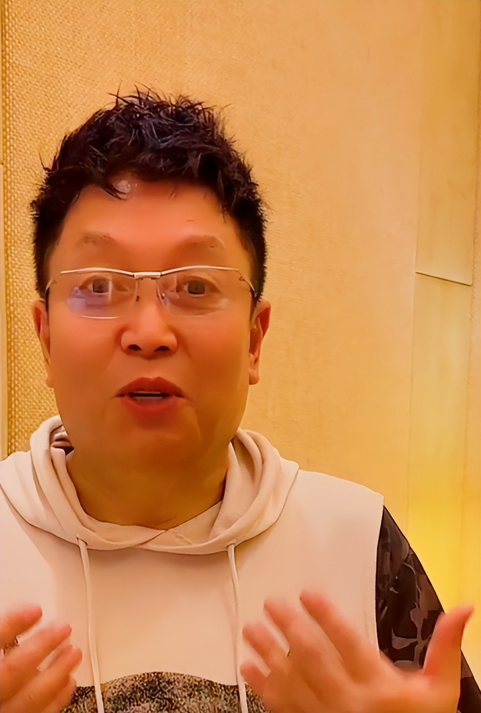Wang Weinian: It is bleak to have no wife - iNEWS