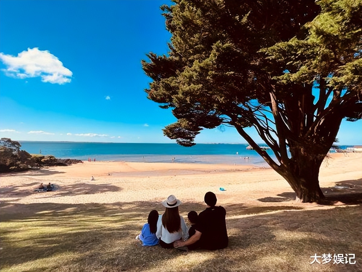 Kunling released the family portrait of "Family of 5"! Married to Jay ...