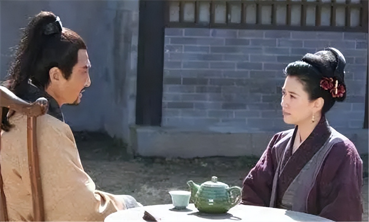 In Water Margin, Gao Yanei bullied Lin Chong's wife, Lady Lin, did he ...