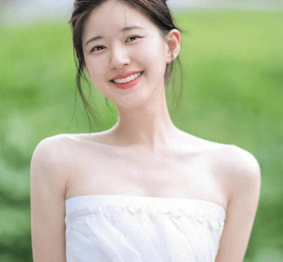 Zhao Lusi is breathtakingly beautiful! Netizens said they couldn't ...
