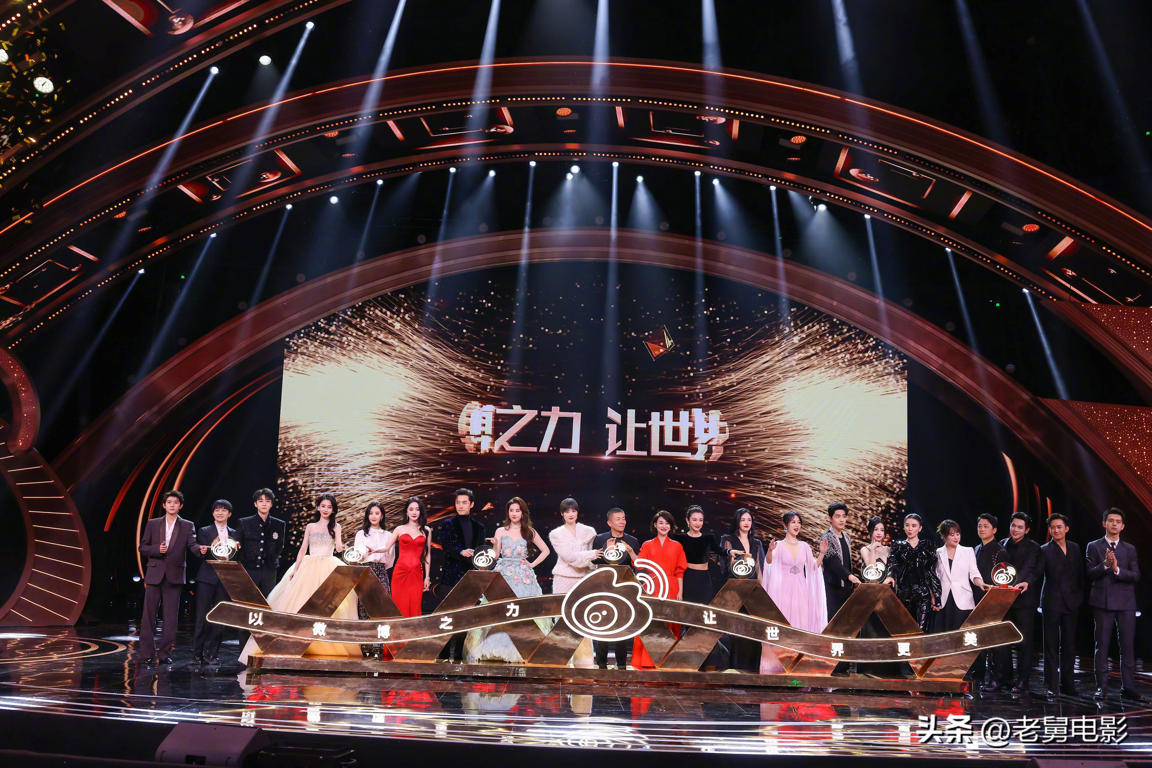 Chen Xiao, who did not go to Weibo night, made many young actors ...
