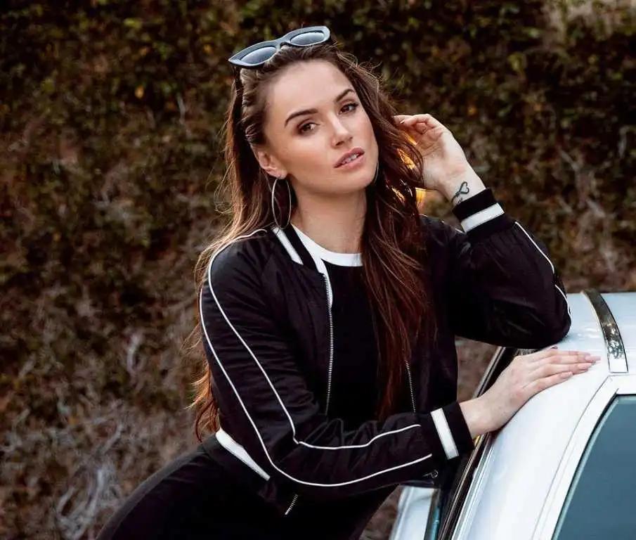 Tori Black, the Most Beautiful Female Performer in the Business - iNEWS