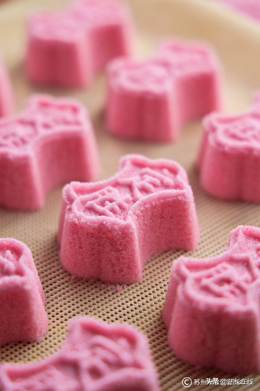 Taste a piece of Suzhou-style cake, taste the most authentic Suzhou ...