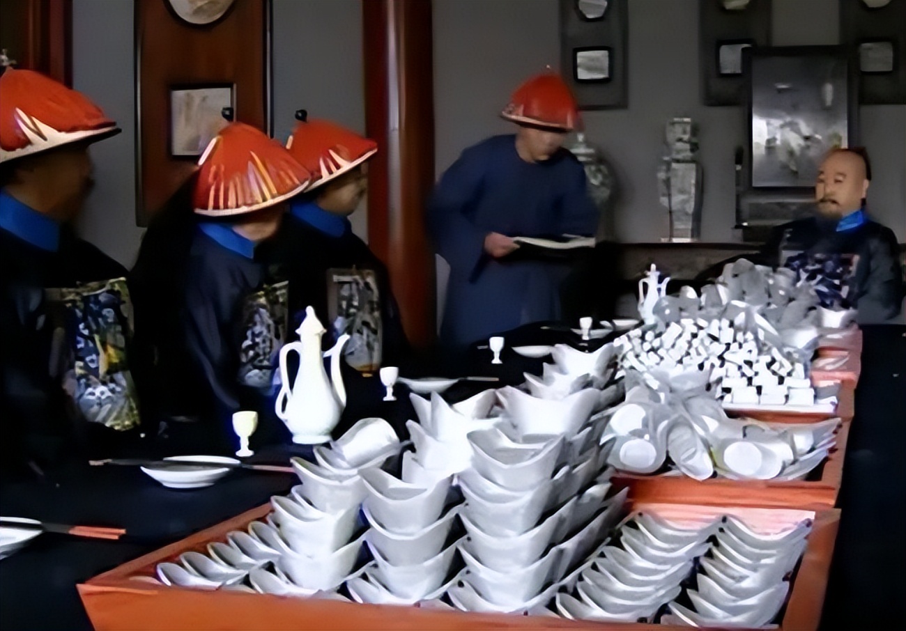 The 450 million taels of silver that the Qing Dynasty paid to the ...