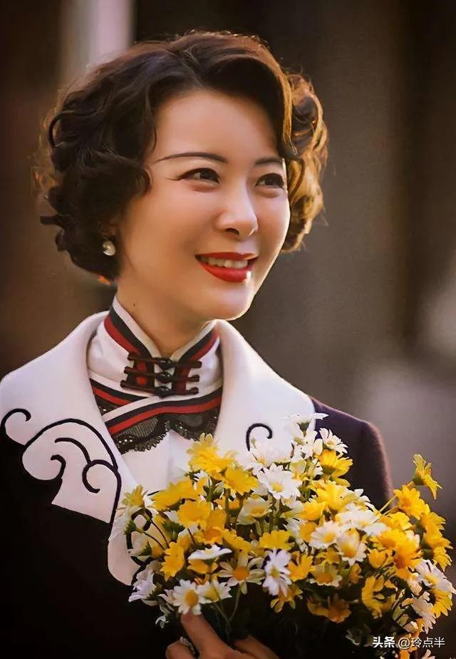 Ke Lan: She was born in a famous family and has a successful career. At ...