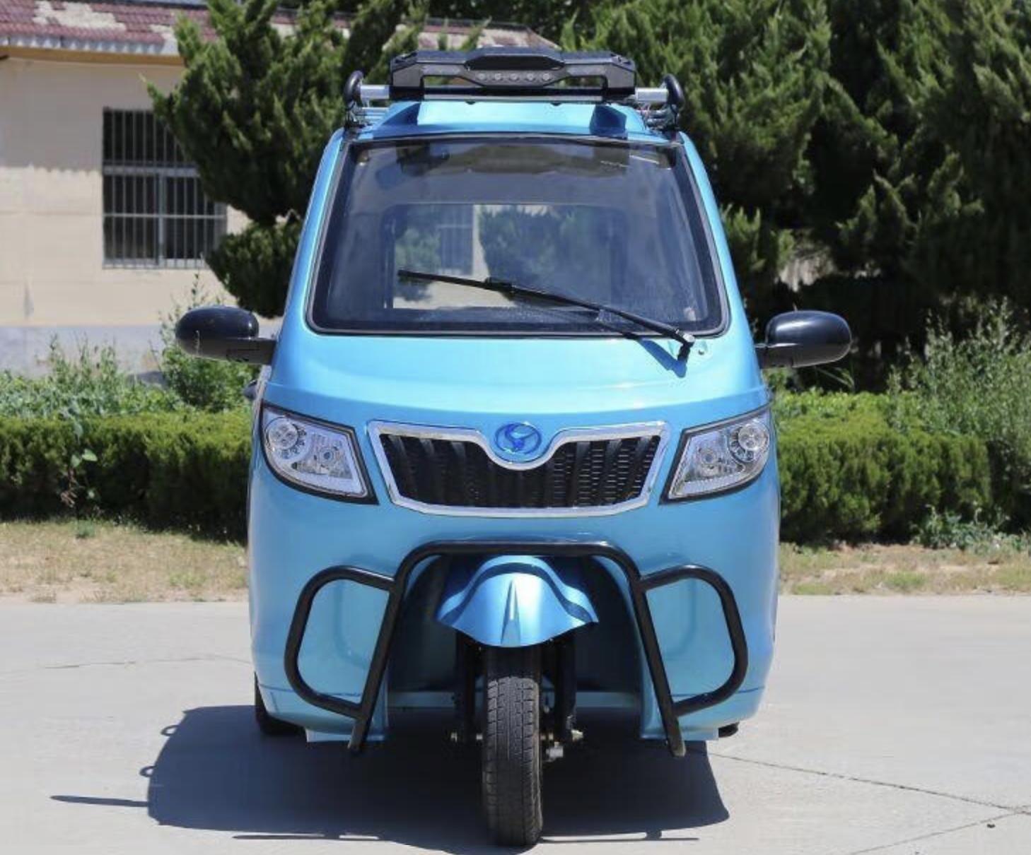 2 types of enclosed tricycles are here, easy to drive, comfortable to ...