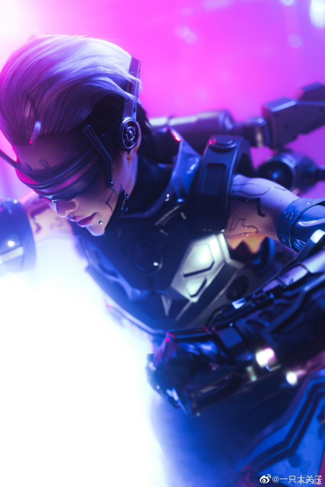 A big Guanzi cos "APEX Heroes" Valkyrie, the avenger soaring into the ...