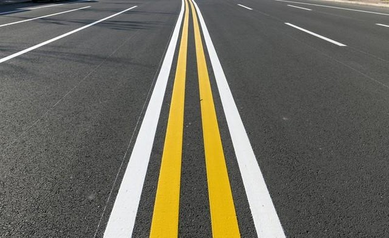 What is the difference between a double yellow line and a single yellow ...