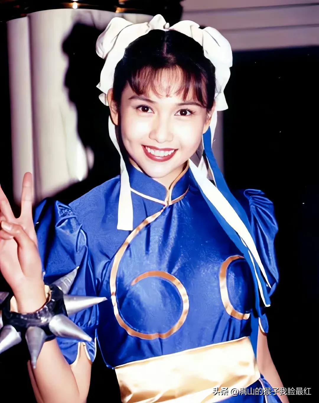 Qiu Shuzhen's early cosplay Chunli 4K restoration picture straight shot ...