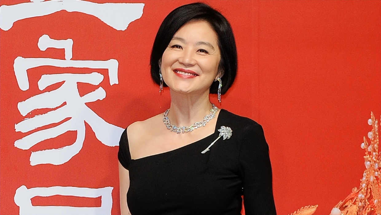 Brigitte Lin and her girlfriends were caught shopping, and the "over ...