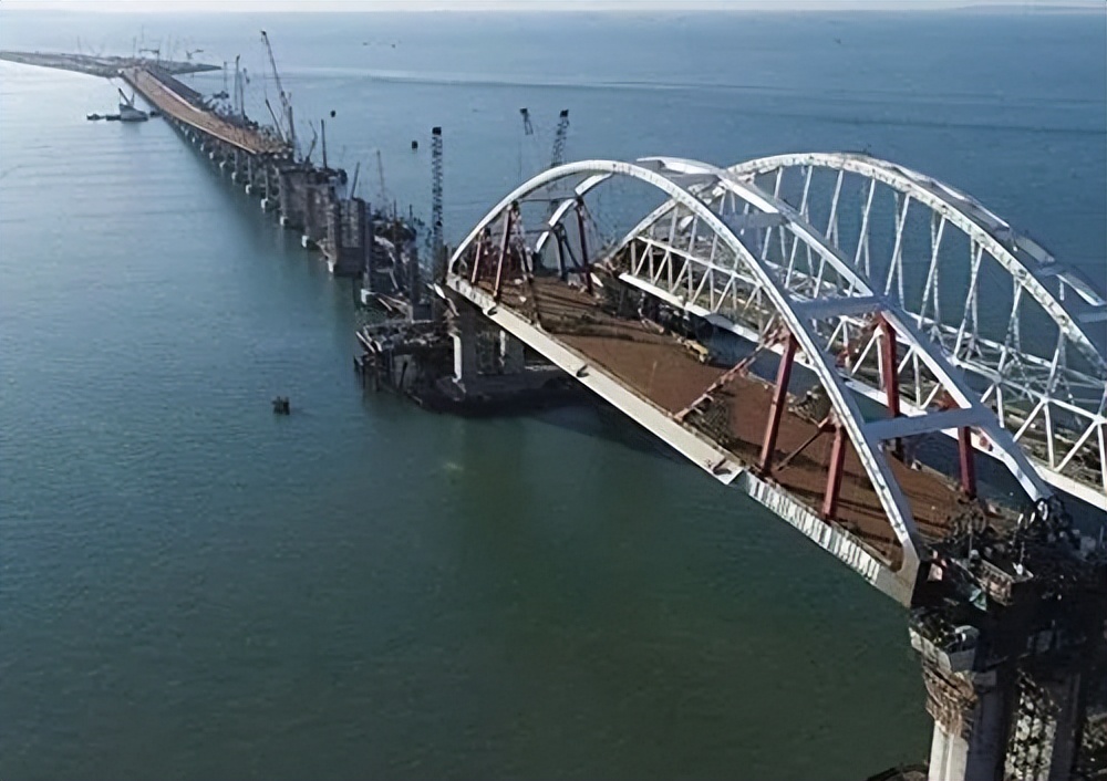 The Crimea Bridge was blown up, but it accidentally exposed a secret ...