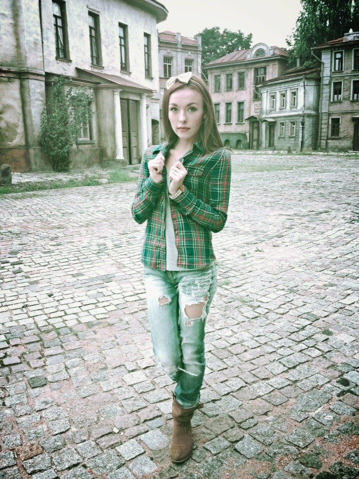 Anastasia Ivanova - Belle from University - iNEWS