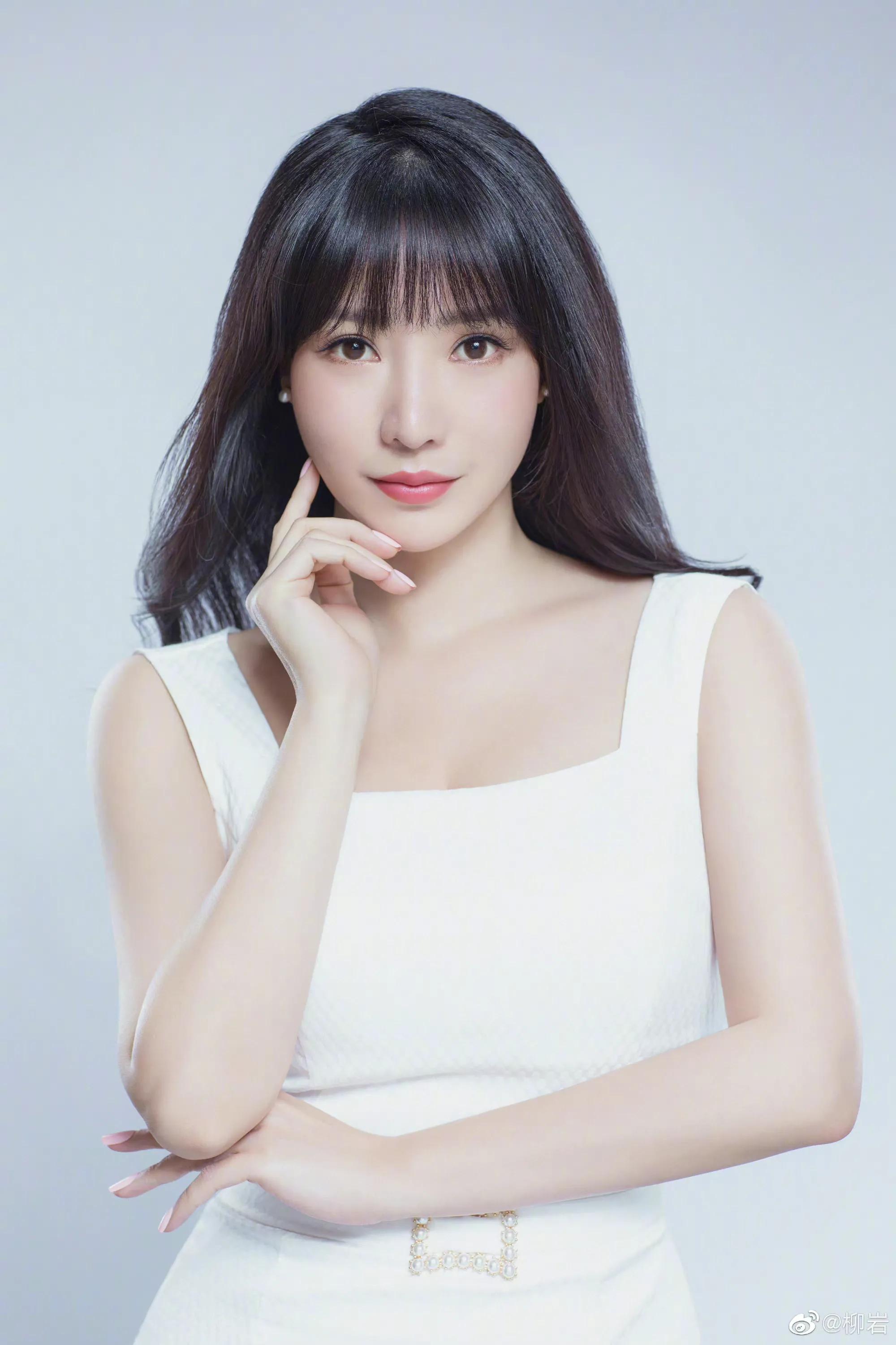 Liu Yan Meitu~ - iMedia