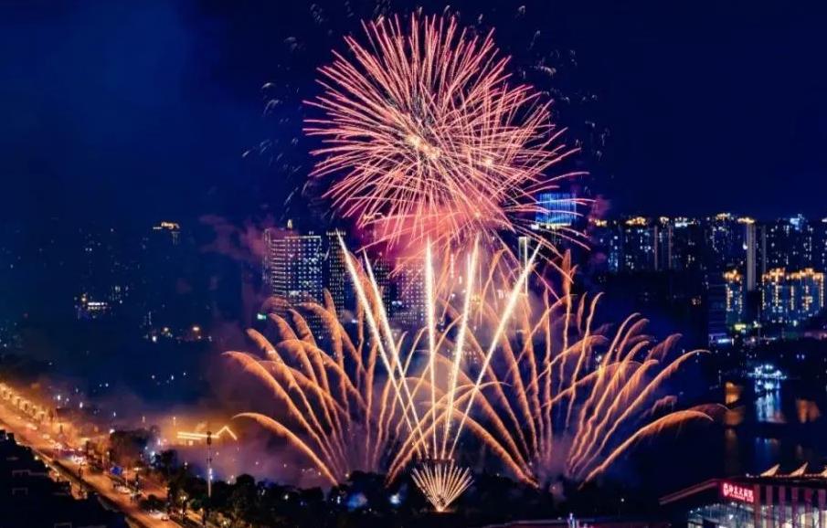 Splendid and Brilliant: The Millennium Inheritance and Innovation of ...