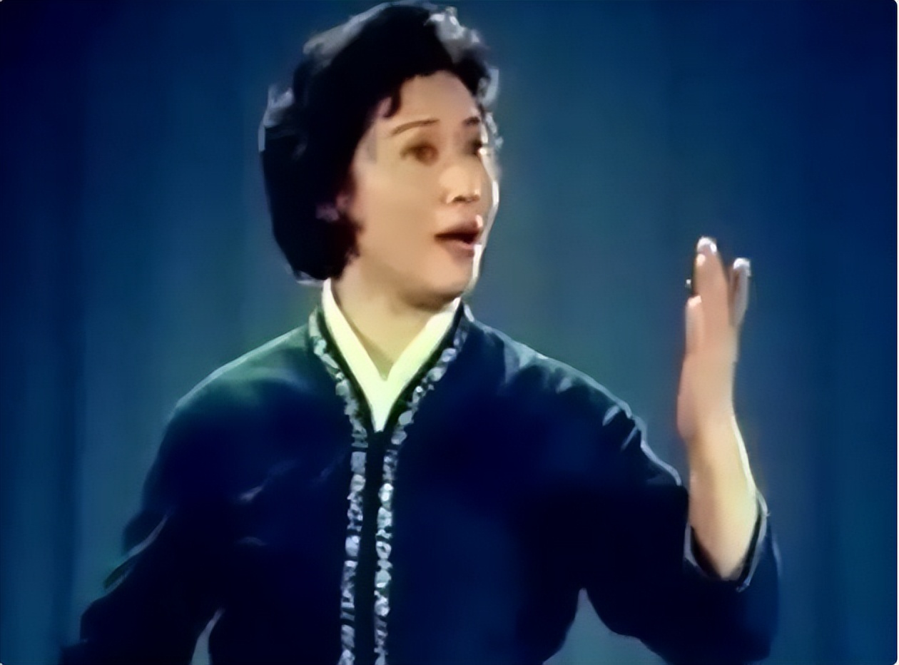 Oriental Nightingale Zhu Fengbo: Married with a teacher at the age of ...